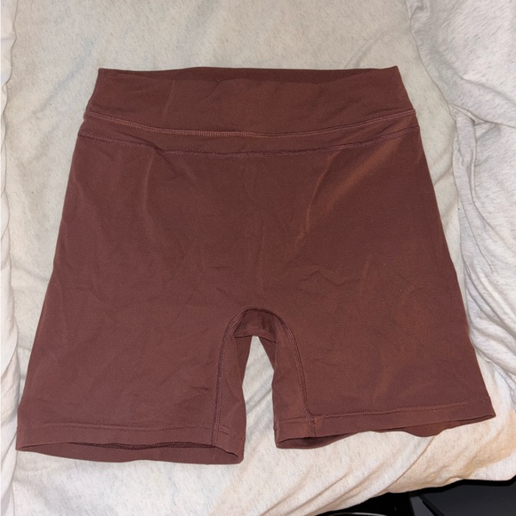 Aurola | Shorts | Not Sure Exactly The Brand But Seamless Gym Shorts ...